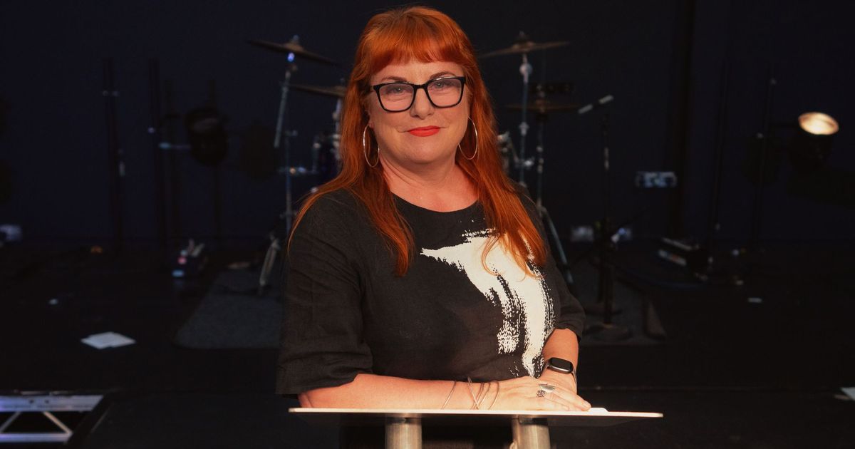 Emma Bush | Curious Minds